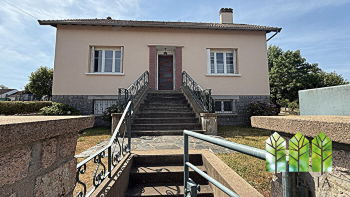 Maison 6 pièces à vendre à Bonnat