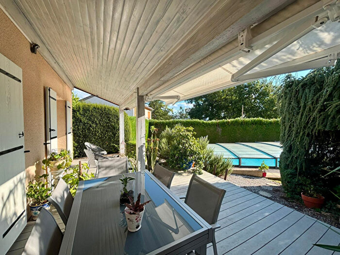 Maison à vendre - Crêches-sur-Saône - 7 pièces - 4 chambres