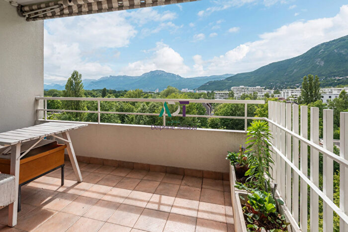 Appartement 3 pièces à vendre à Meylan, Centre-ville