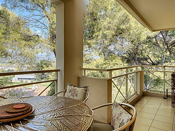 Appartement à vendre - Cannes, Bocca Nord, Ranguin, Abadie - 3 pièces - 2 chambres