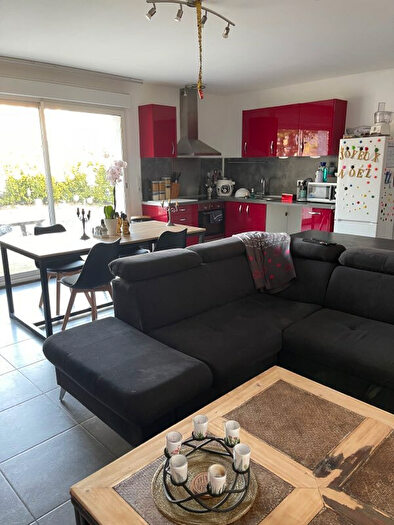 Maison 4 pièces à Molières-Cavaillac, à louer