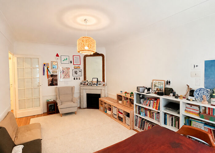 Appartement 3 pièces à vendre à Paris 15ème, Cambronne, Garibaldi