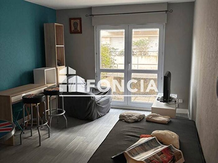 Appartement à louer - Madeleine-Saint Léonard-Justices, Angers - 2 pièces - 1 chambre