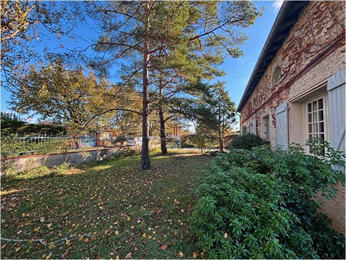 Maison à vendre - Belberaud - 6 pièces - 5 chambres