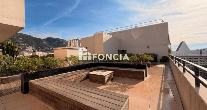 Place d'Armes, Toulon : Appartement 3 pièces à louer