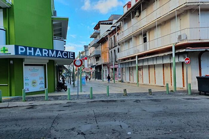 Appartement à louer - Pointe-à-Pitre - 2 pièces - 1 chambre