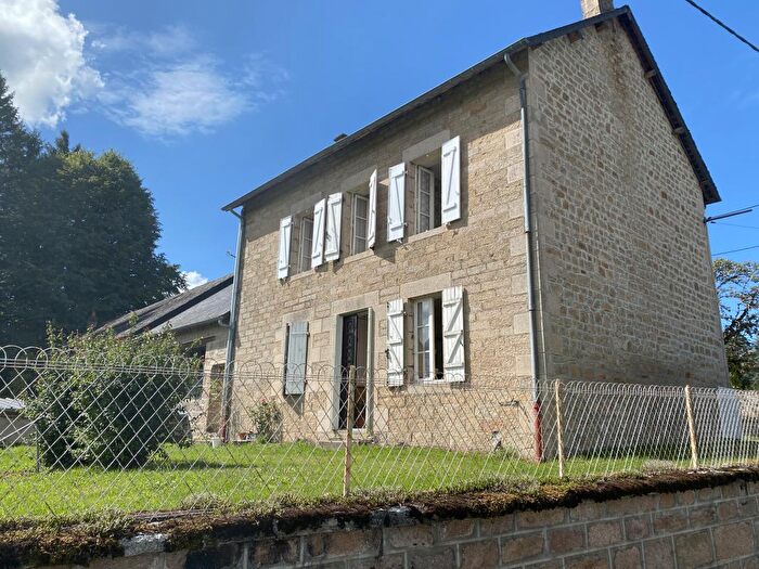 Maison à vendre - Toy-Viam - 6 pièces - 4 chambres