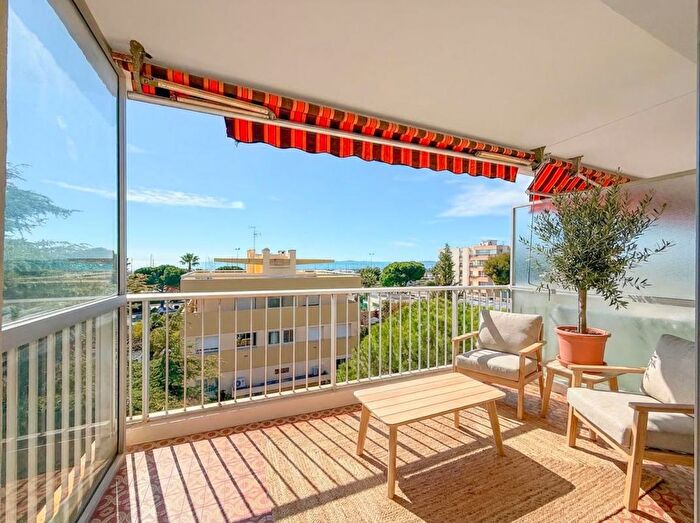 Appartement 2 pièces à vendre - Saint-Laurent-du-Var, Bord de Mer, Port de Plaisance