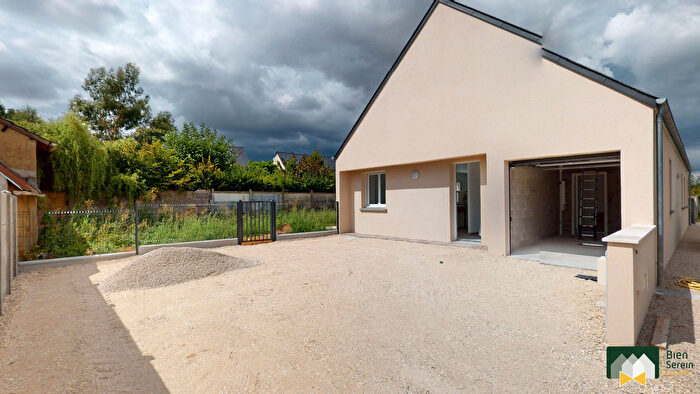Maison 5 pièces à Theuville, à louer