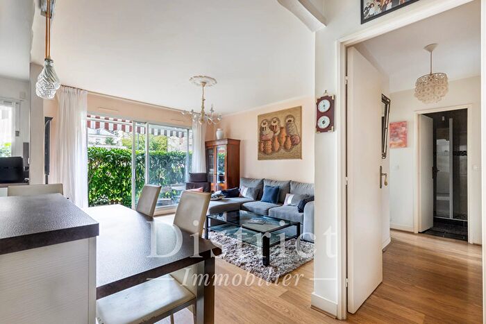 Appartement à vendre - Asnières-sur-Seine, Bécon, Bourguignons - 2 pièces - 1 chambre