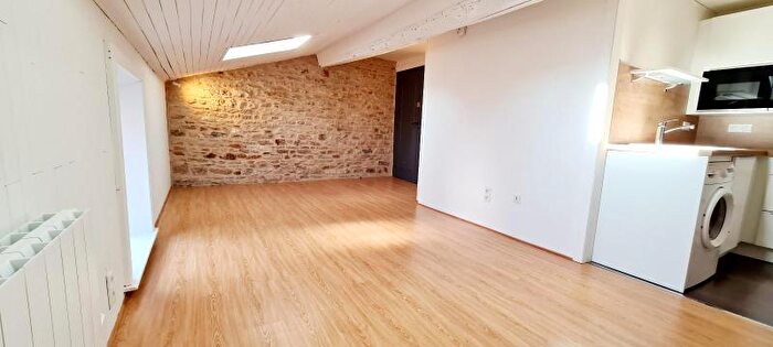 Appartement à louer - Cluny - 2 pièces - 1 chambre