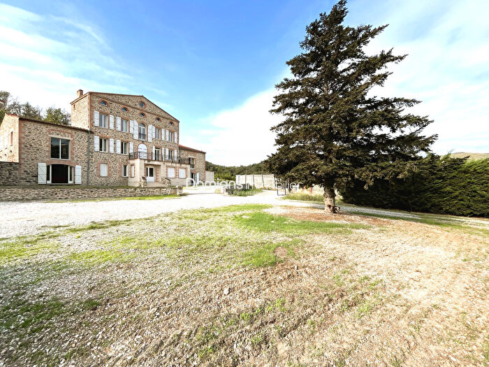 Vinça : Maison 12 pièces à vendre