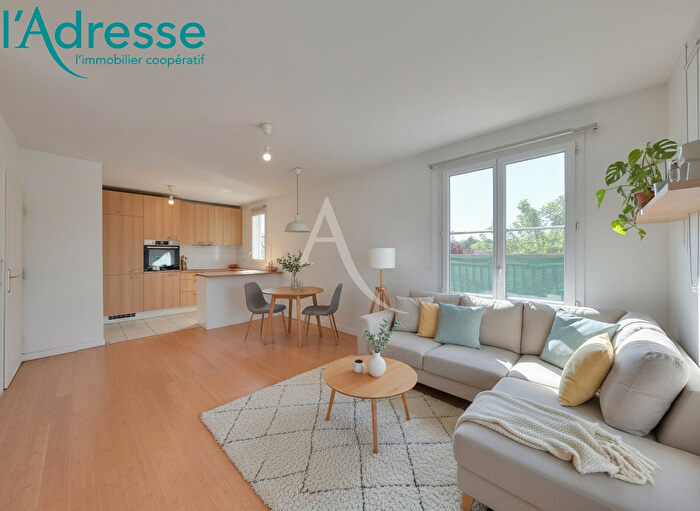 Émerainville : Appartement 3 pièces à vendre