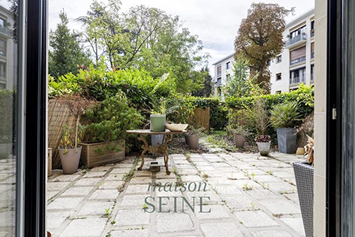 Maisons à vendre et appartements à louer - 1