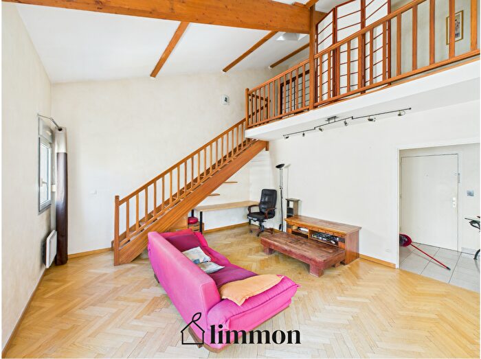 Appartement à vendre - Écully, Centre-ville - 2 pièces - 1 chambre