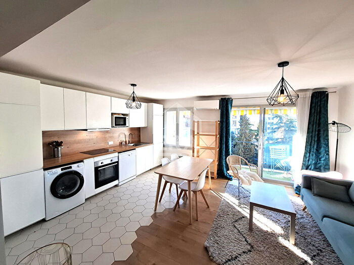 Appartement à vendre - Marseille e , Saint-Pierre - 4 pièces - 3 chambres