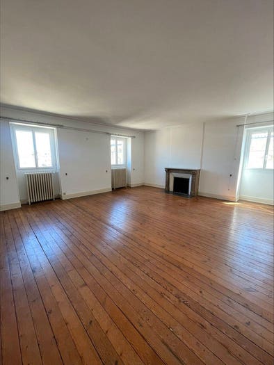 Appartement 4 pièces à Centre ville, Bordeaux, à louer