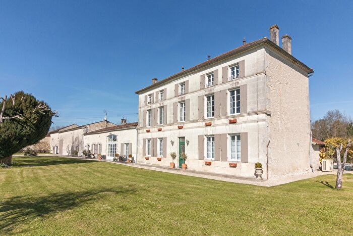 Maison à vendre - Celles - 16 pièces - 8 chambres