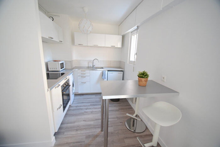 Appartement 1 pièce à Metz, Centre-ville, à louer