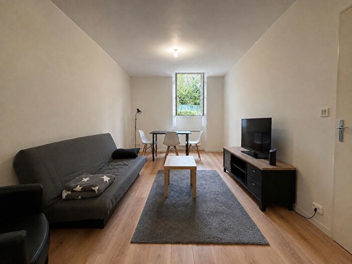 Appartement 2 pièces à Angers, Belle, Beille, à louer