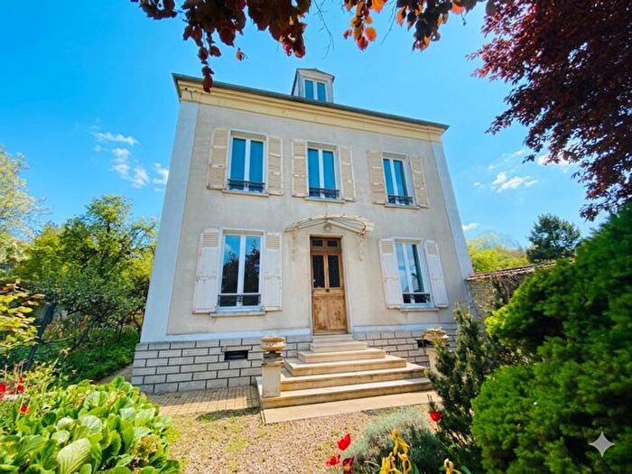 Épône : Maison 7 pièces à vendre