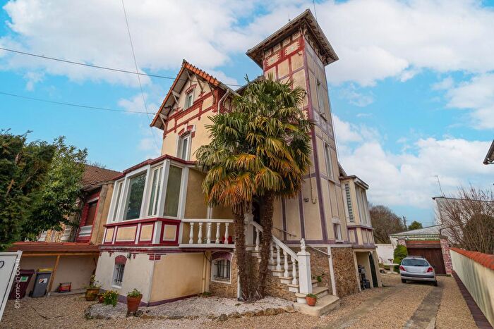 Maison à vendre - Chelles, Arcades, Castermant - 4 pièces - 3 chambres