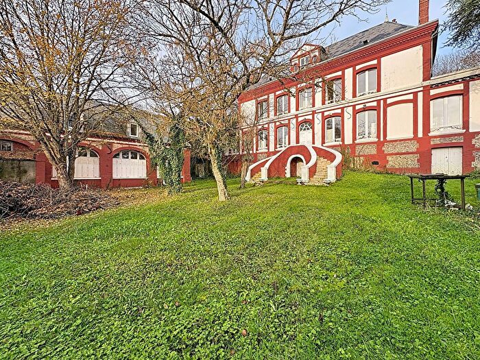Sérifontaine : Maison 15 pièces à vendre