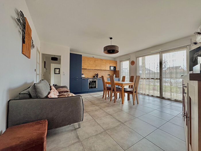 Appartement à vendre - Perrigny-lès-Dijon - 3 pièces - 2 chambres