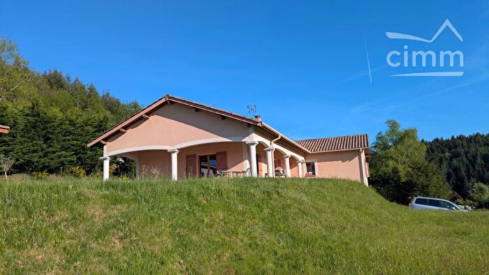 Saint-Nizier-d'Azergues : Maison 5 pièces à vendre