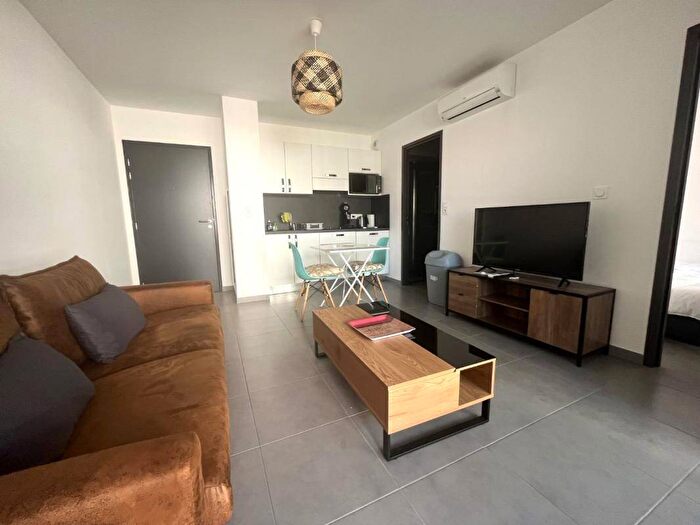 Appartement 1 pièce à louer - Ouest et Sud, Borgo