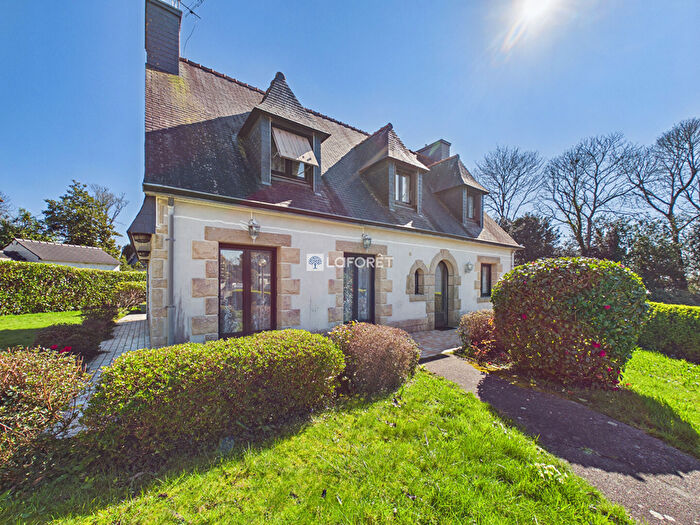 Maison à vendre - Plomelin - 6 pièces - 4 chambres