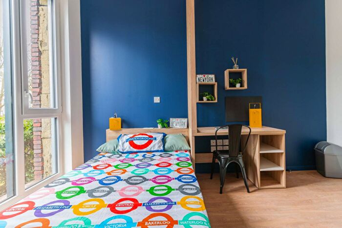 Appartement à louer - Hôtel de Ville-Pont de Bois, Villeneuve-dAscq - 1 pièce