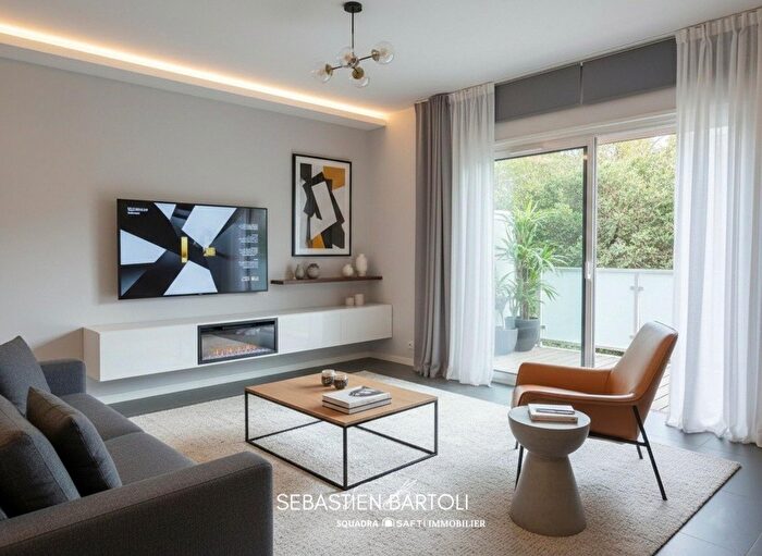 Appartement à vendre - Porto-Vecchio - 3 pièces - 2 chambres