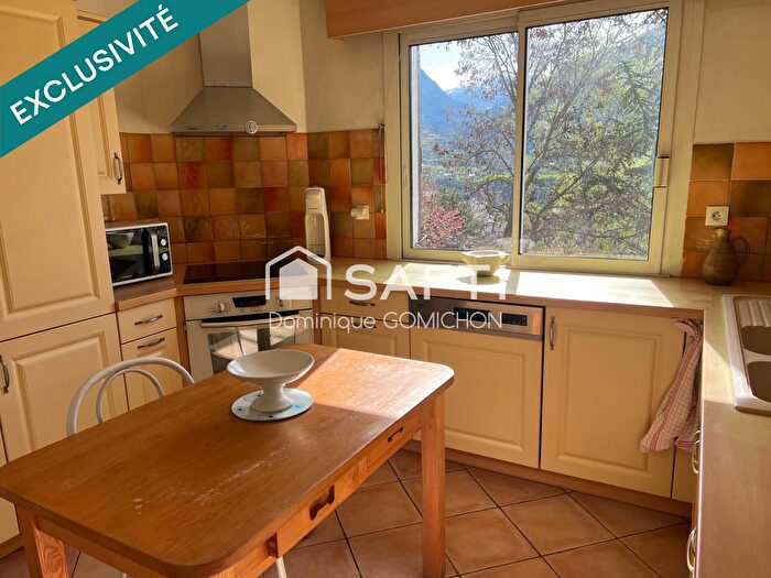 Maison 4 pièces à Embrun, à vendre