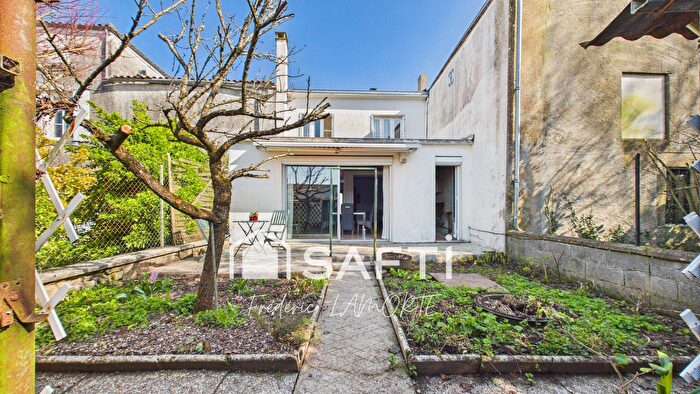 Maison à vendre - Clavette - 5 pièces - 3 chambres