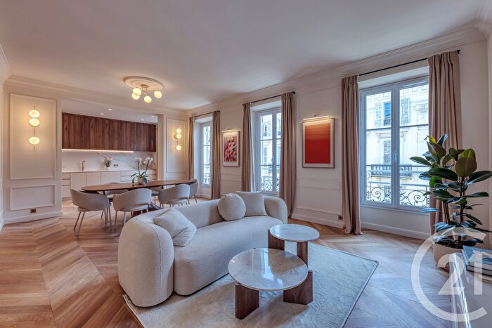 Appartement 3 pièces à Nice, Centre-ville, à vendre
