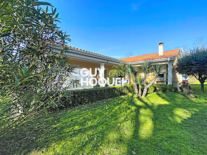 Maison à vendre - Charnay-lès-Mâcon - 5 pièces - 3 chambres