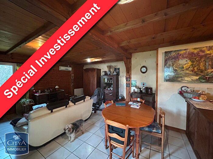 Maison à vendre - Mensignac - 6 pièces - 4 chambres