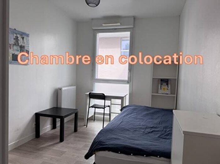 Appartement à louer - Coteau-Malassis, Vitry-sur-Seine - 1 pièce - 4 chambres