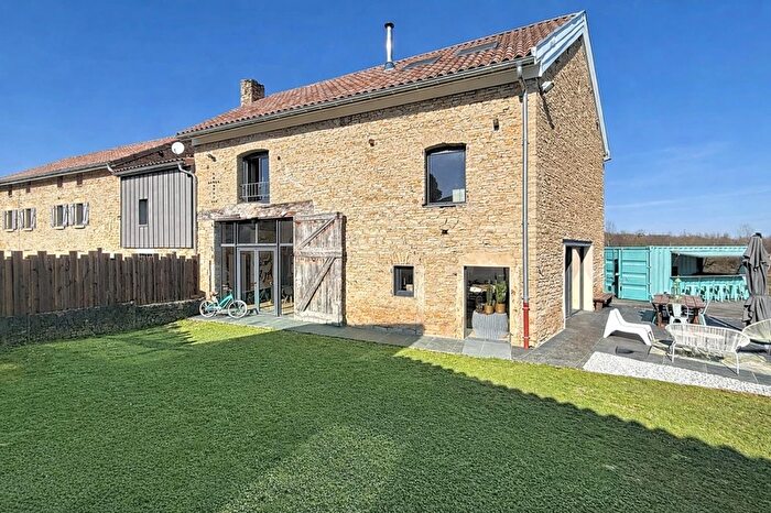 Maison à vendre - Saint-Marcel-Bel-Accueil - 7 pièces - 5 chambres