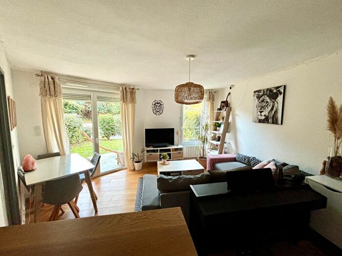 Appartement à louer - Péchabou - 2 pièces - 1 chambre