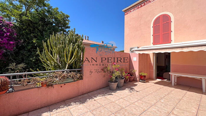 Roquebrune-sur-Argens : Appartement 4 pièces à vendre