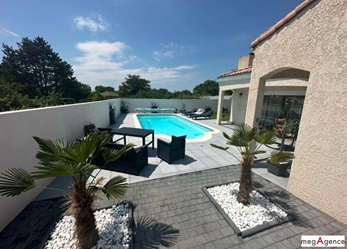 Maison 5 pièces à Gorges, à vendre