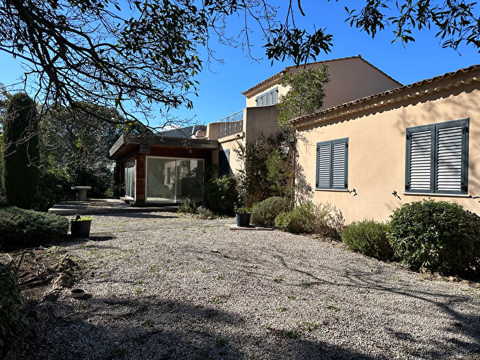 Maison à vendre - Sainte-Maxime, Virgiles, Capet dAzur, Souleyas, Croisette - 5 pièces - 4 chambres