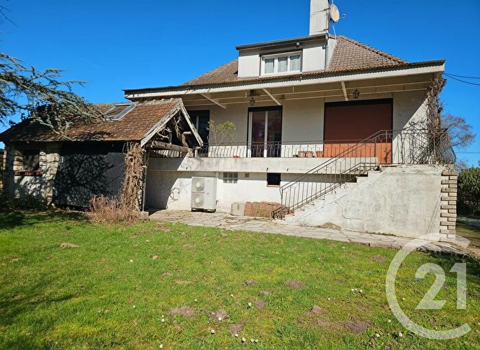 Maison à vendre - La Ferté-Saint-Aubin - 9 pièces - 8 chambres