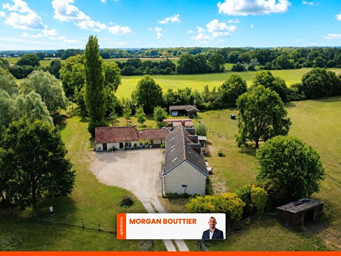Auverse : Maison 9 pièces à vendre