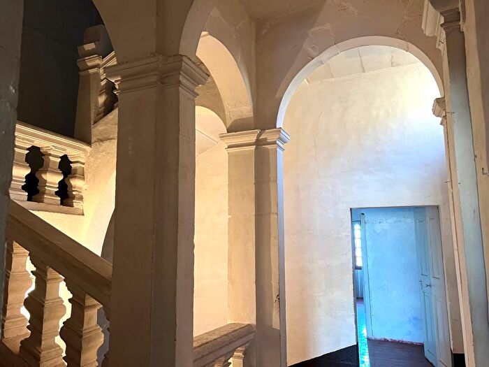 Maison à vendre - Ménerbes - 9 pièces - 5 chambres