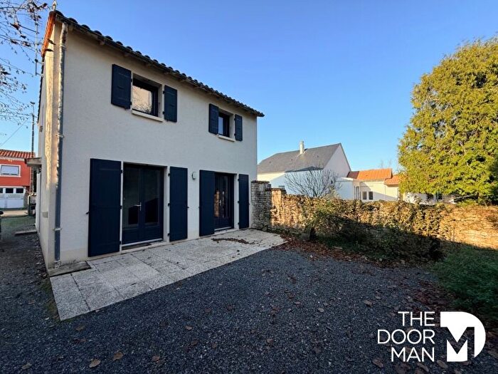 Maison à vendre - Niort - 4 pièces - 3 chambres