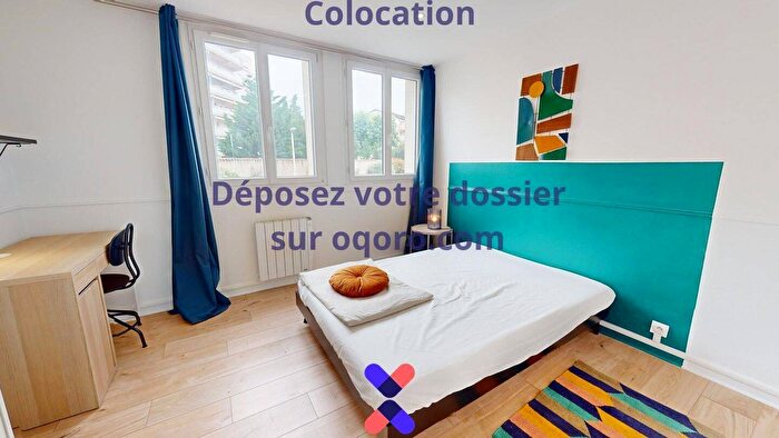 Appartement à louer - Saint Irénée, Lyon ème arrondissement - 4 pièces - 3 chambres