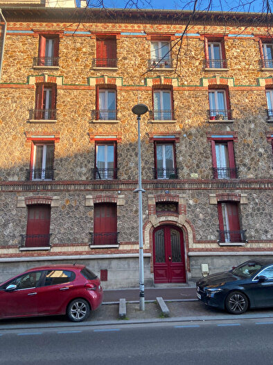 Appartement à louer - Épinay-sur-Seine, Le Cygne dEnghien - 3 pièces - 2 chambres